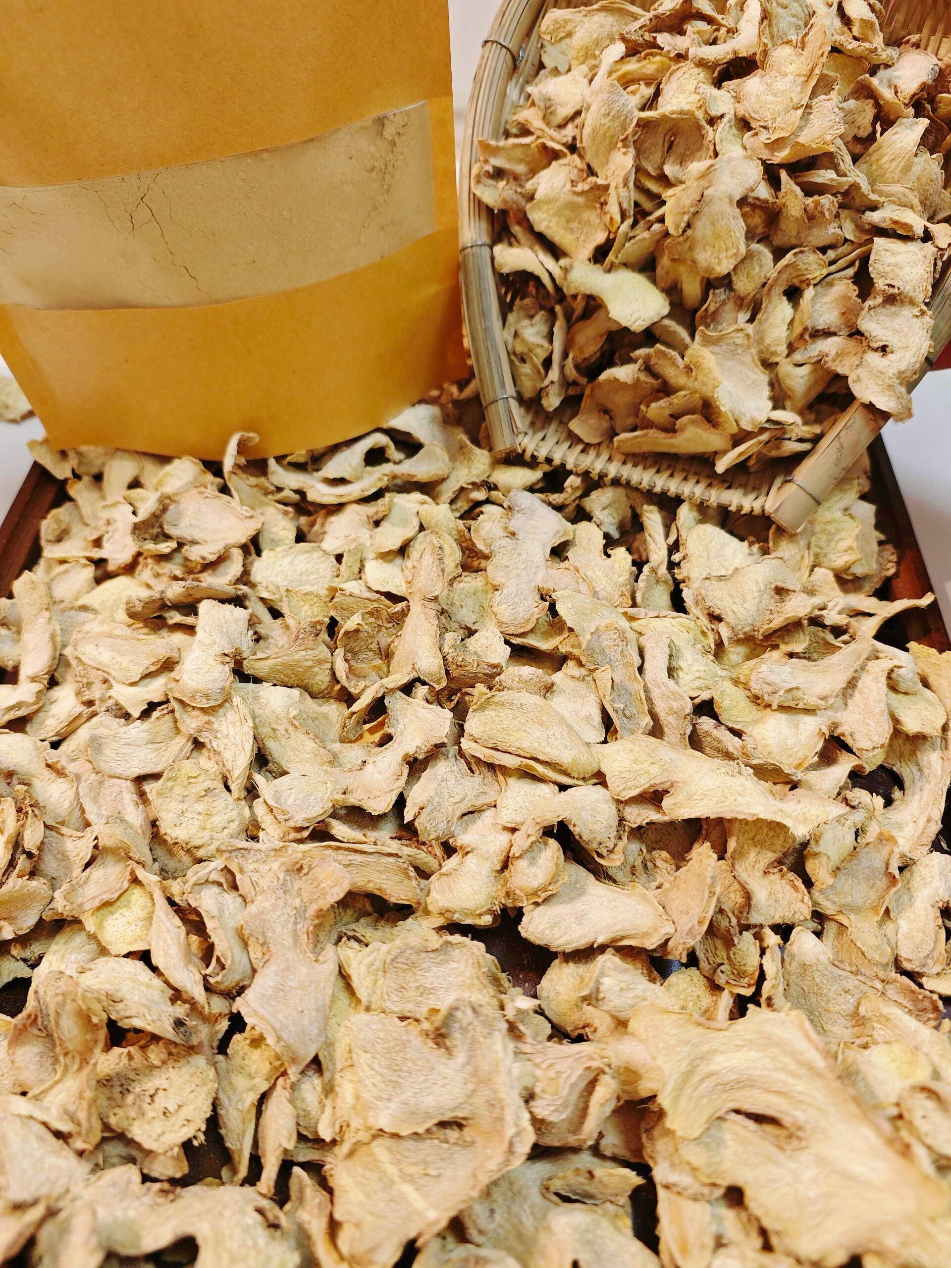 Raw Dried Ginger root slices – naturalmorelmushroom